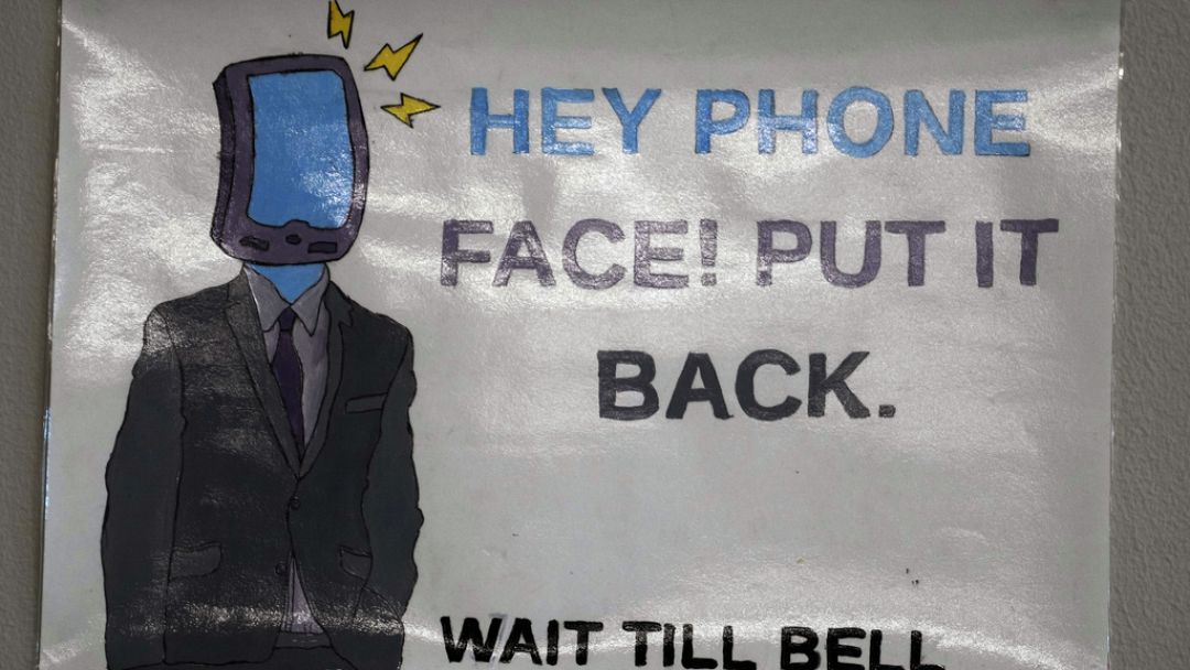 Back to school: France tests smartphone ban in 200 middle schools ...