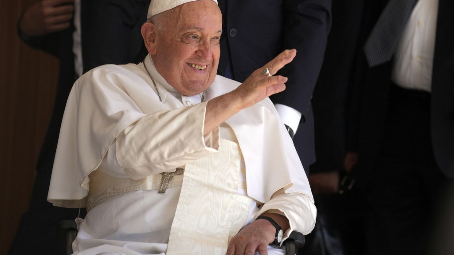 Pope Francis calls for protection of young people during visit to Timor ...