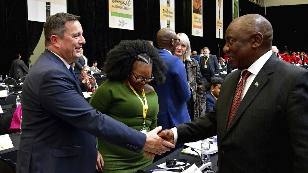 Critics say a South African education bill on language in schools ...