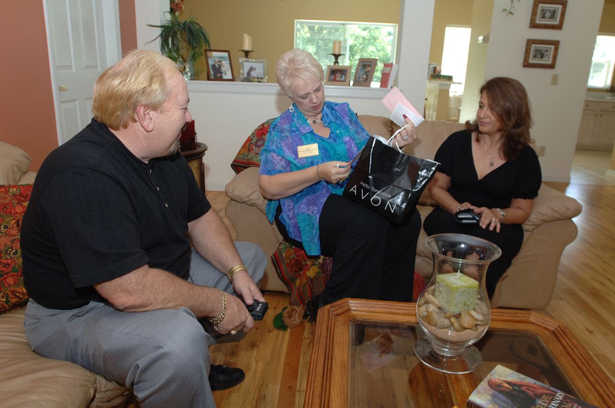 The rise and fall of the Tupperware brand | Euronews