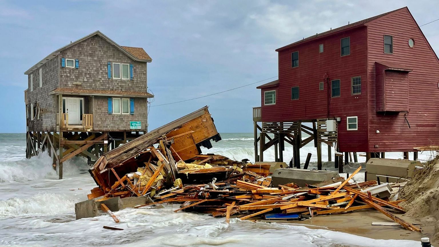 'Like a toothpick in wet sand’: 10 homes in this US village have collapsed into the sea since ...