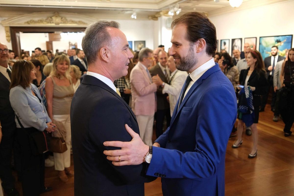 ‘From Istanbul to New York’: Pari Dukovic’s photography exhibition ...