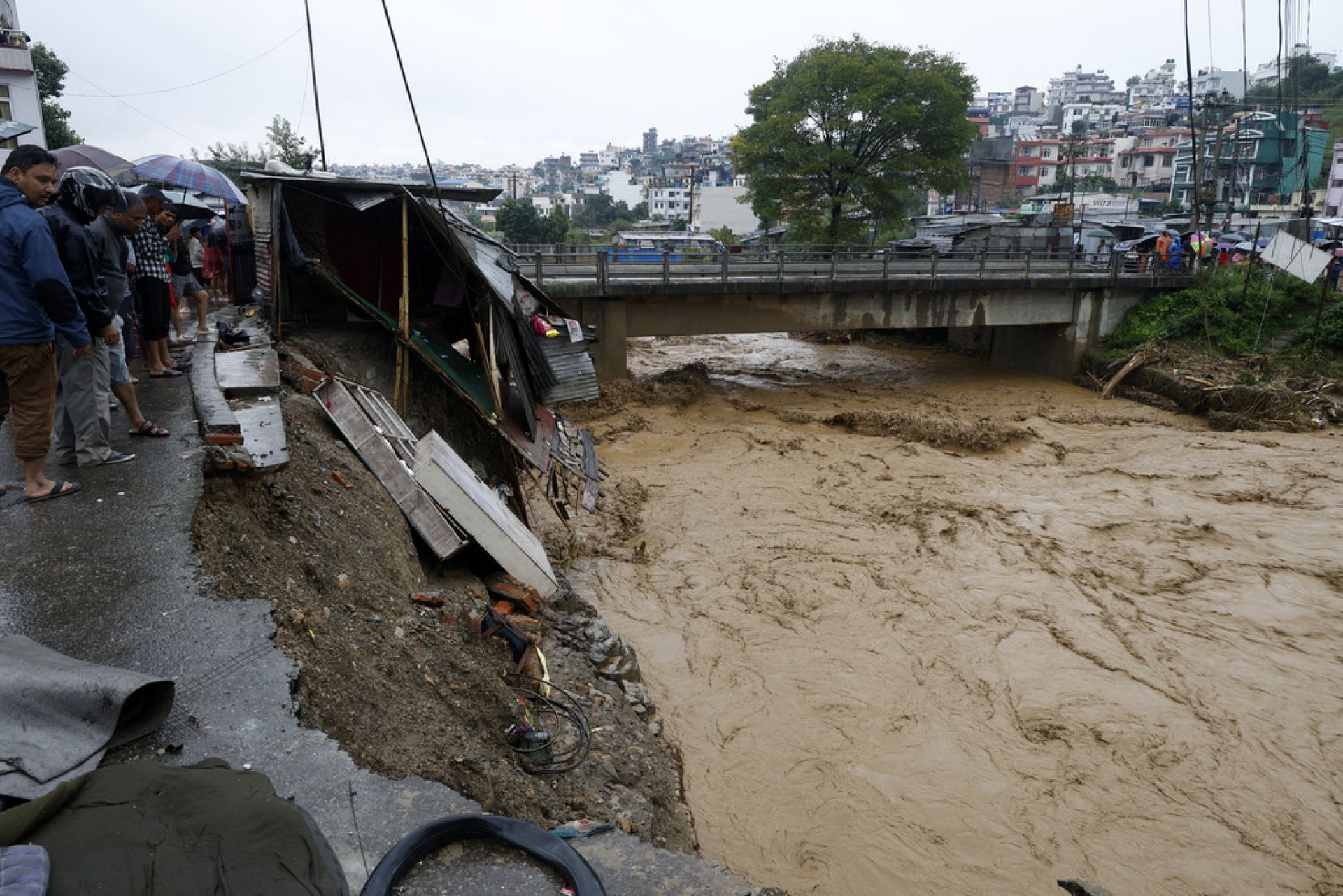 Flooding and landslides in Nepal kill at least 129 and dozens more missing | Euronews