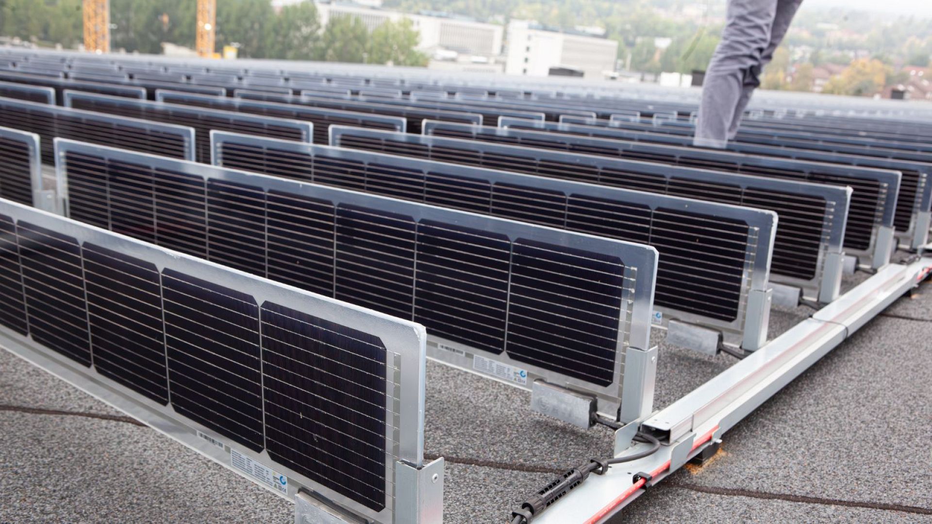 Il fotovoltaico verticale dello stadio di Oslo: la tecnologia che può ...