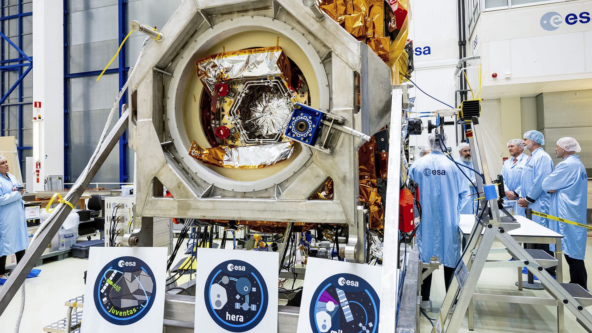 Zum Schutz der Erde: ESA startet Hera Mission | Euronews