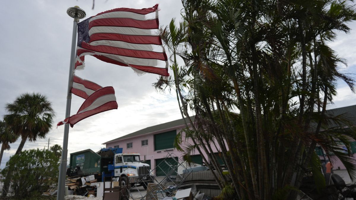 Miles de evacuados en Florida mientras el huracán Milton se fortalece ...