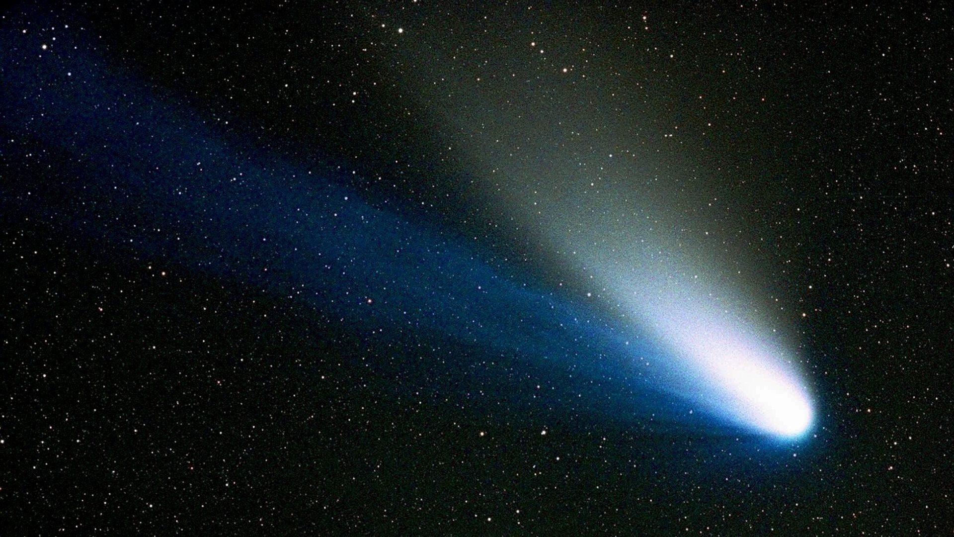 El "cometa del siglo" llega a su punto más cercano a la Tierra esta ...