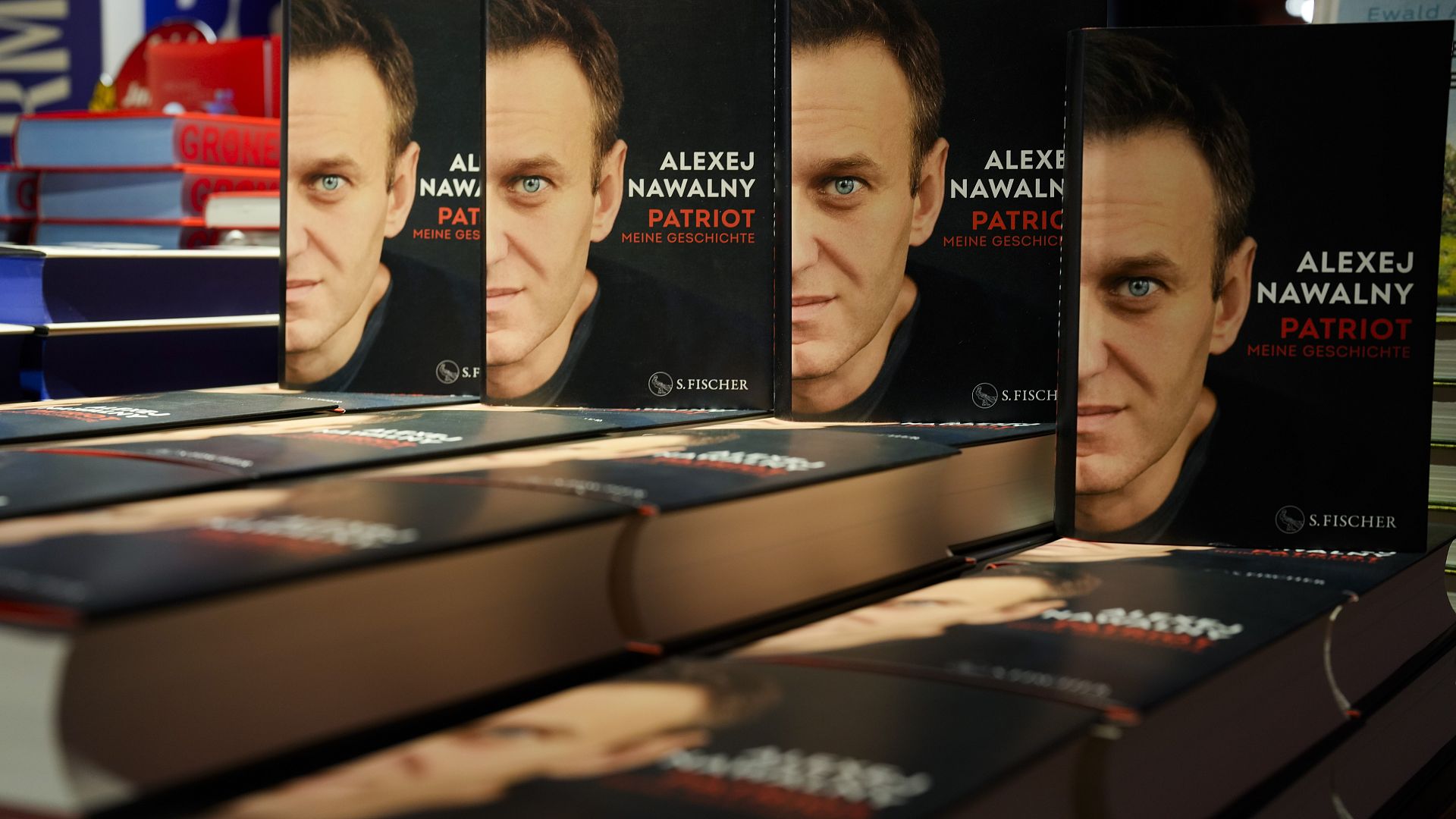 Megjelent a „Hazafi”, Alekszej Navalnij önéletrajzi könyve | Euronews