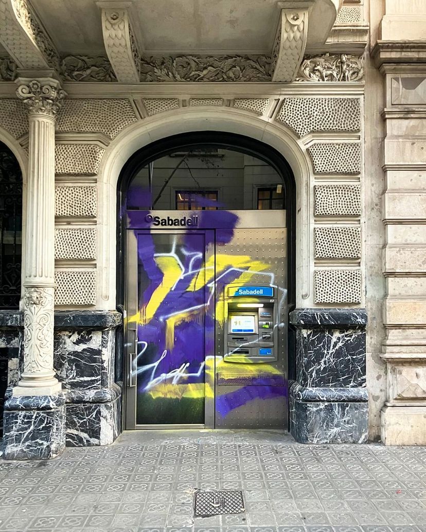 Instant gratification: How graffiti has 'transformed' from the streets ...