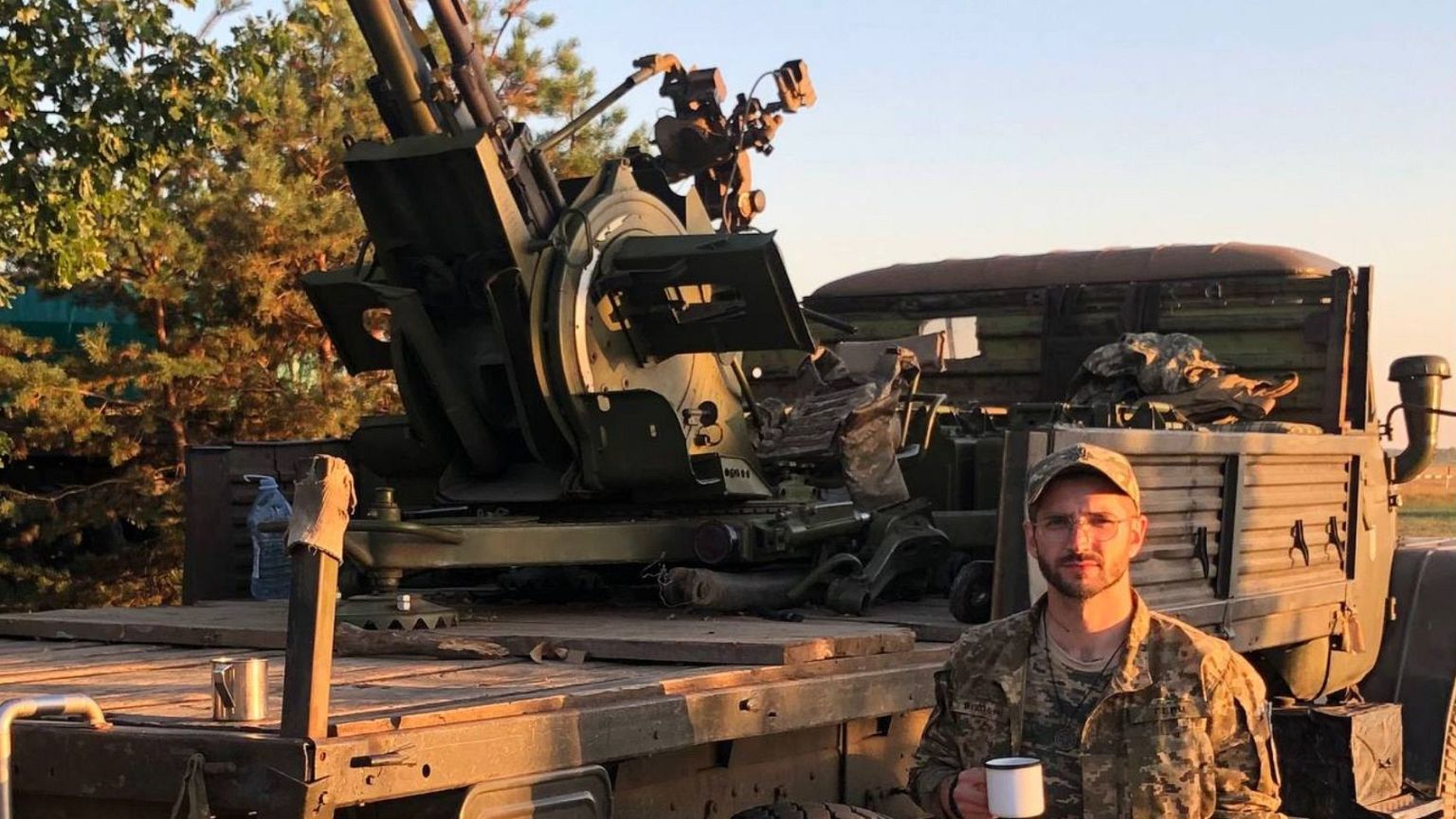 From Kyiv's clubs to combat: A soldier’s path to survival | Euronews