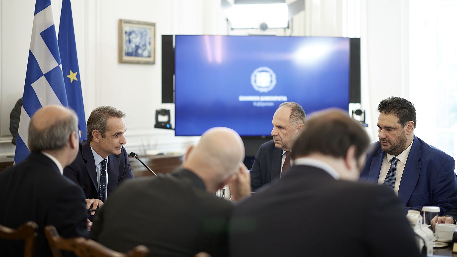 Απαγόρευση δια νόμου μείωσης κατώτατου μισθού εξήγγειλε ο Μητσοτάκης ...