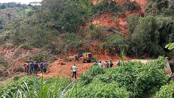Cameroon: At least 4 dead and dozens missing after landslide in country ...