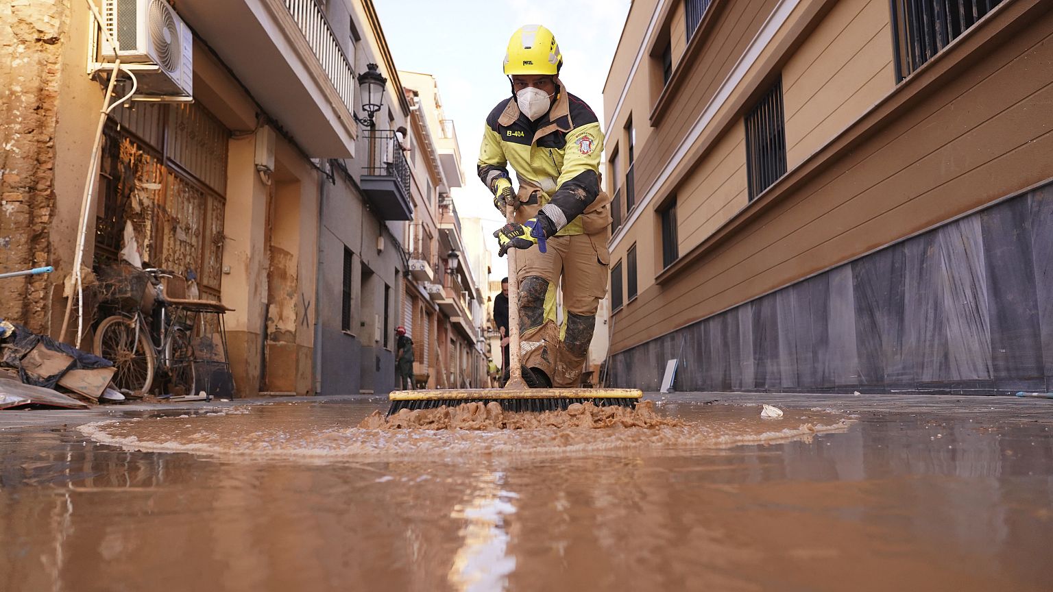 Shops start to reopen in Valencia after catastrophic flooding kills 219 ...