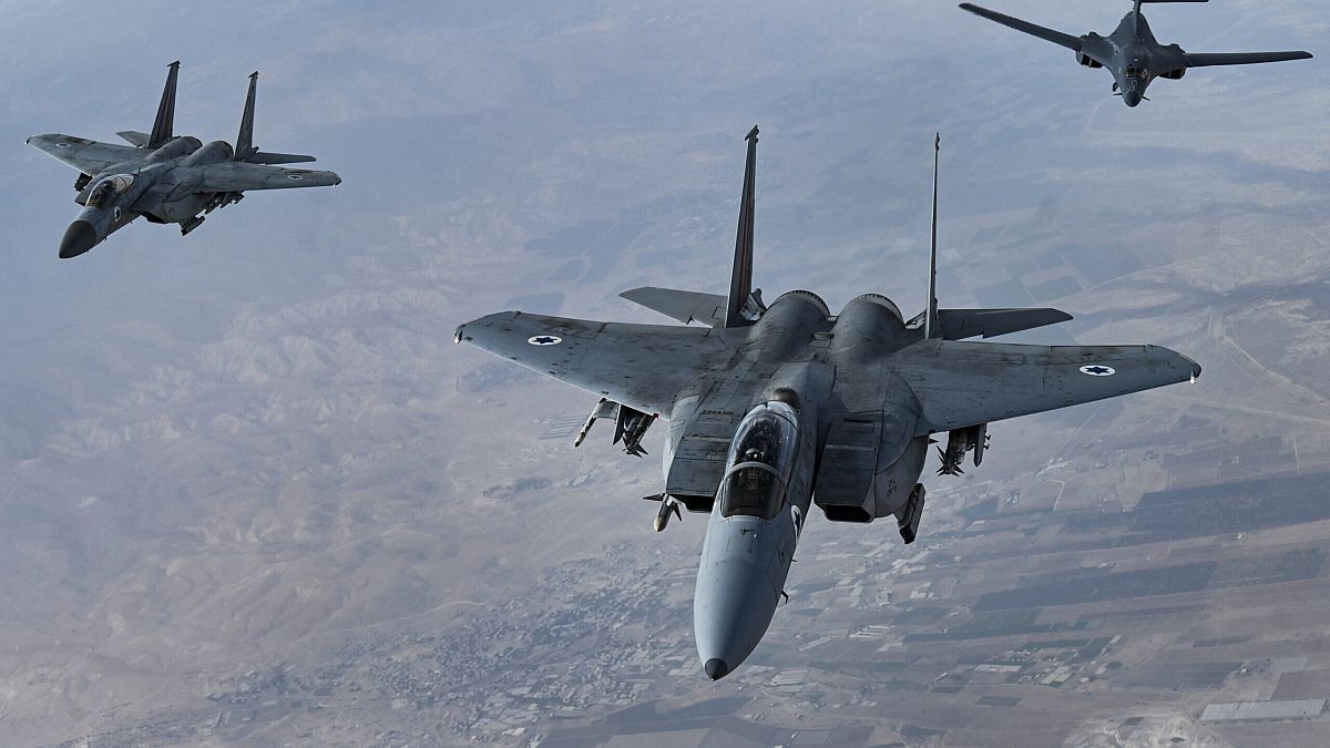Hatalmas fegyvervásárlás: Izrael ötmilliárd dollárért vesz F-15 ...