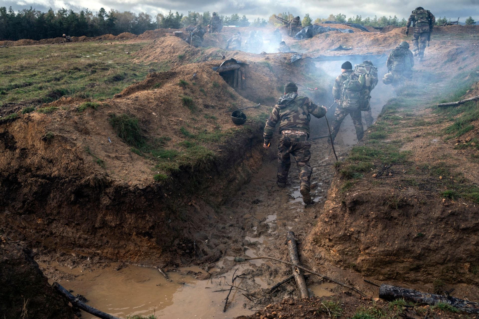 French mission to bolster Ukrainian defences against Russian invasion ...