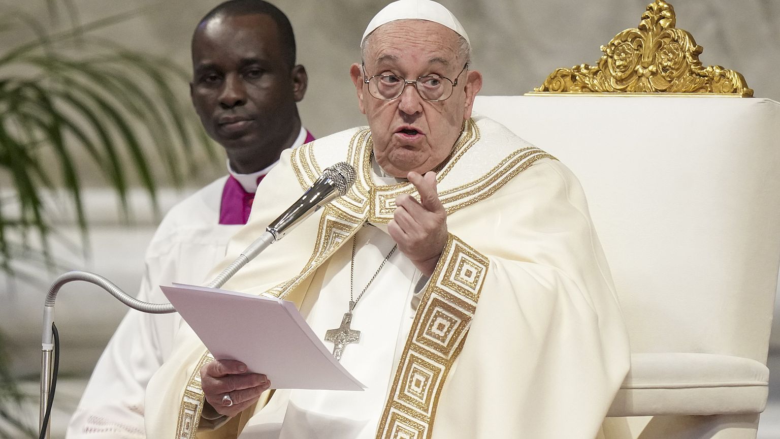 Vatican to publish new monthly magazine with Pope answering readers ...