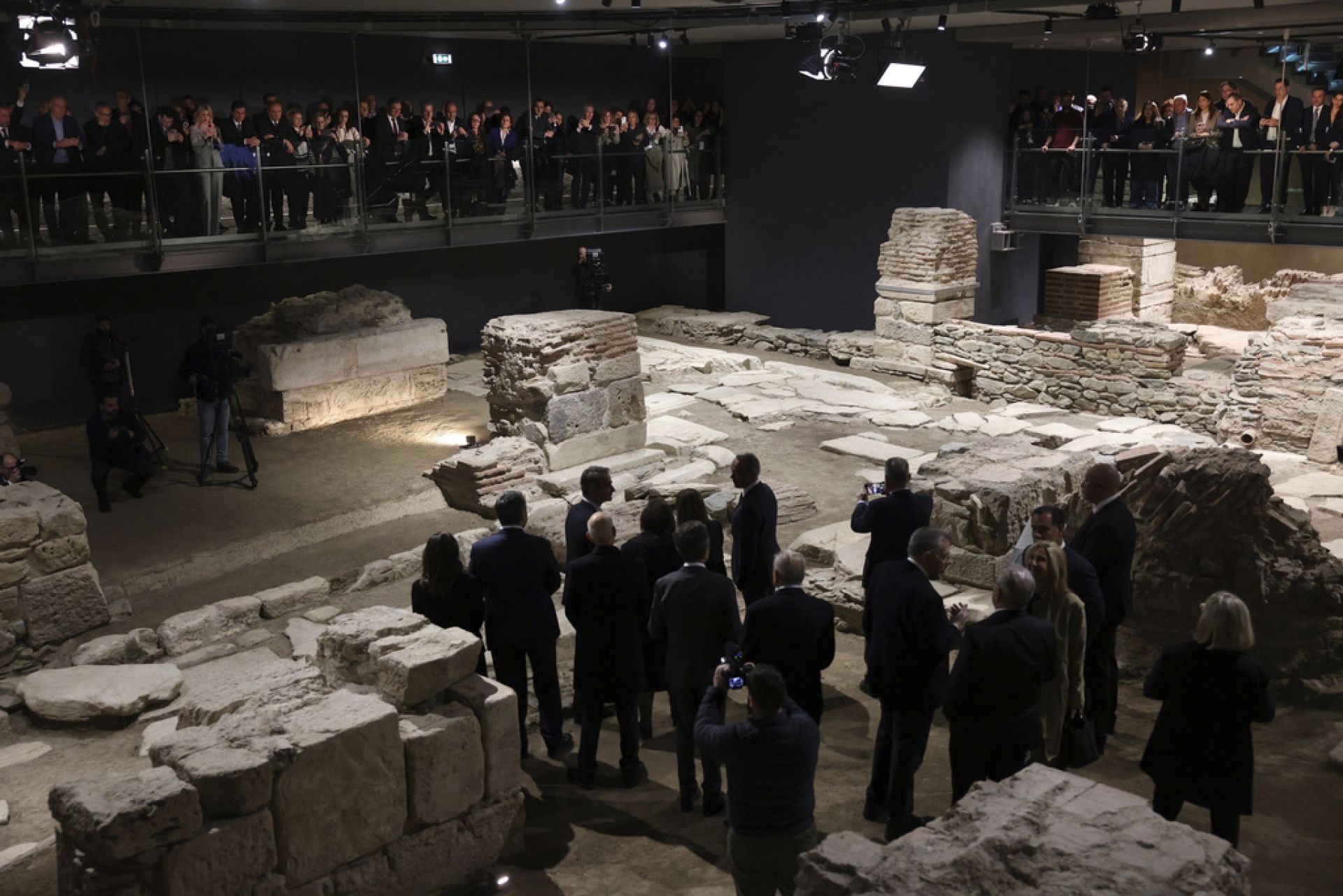 Grecia, Salonicco inaugura la nuova metropolitana dopo 38 anni di ...