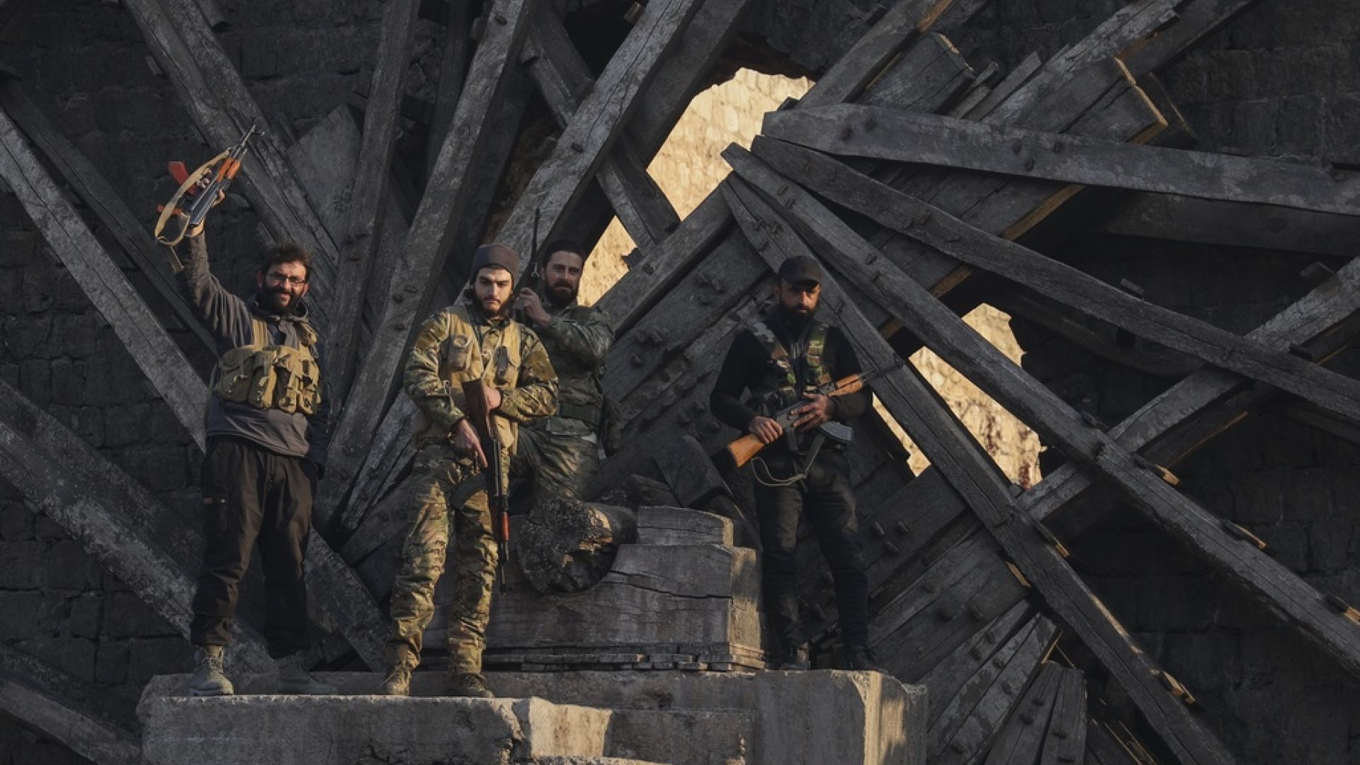 Video. Syrian insurgents close in on Damascus, state media deny Assad ...