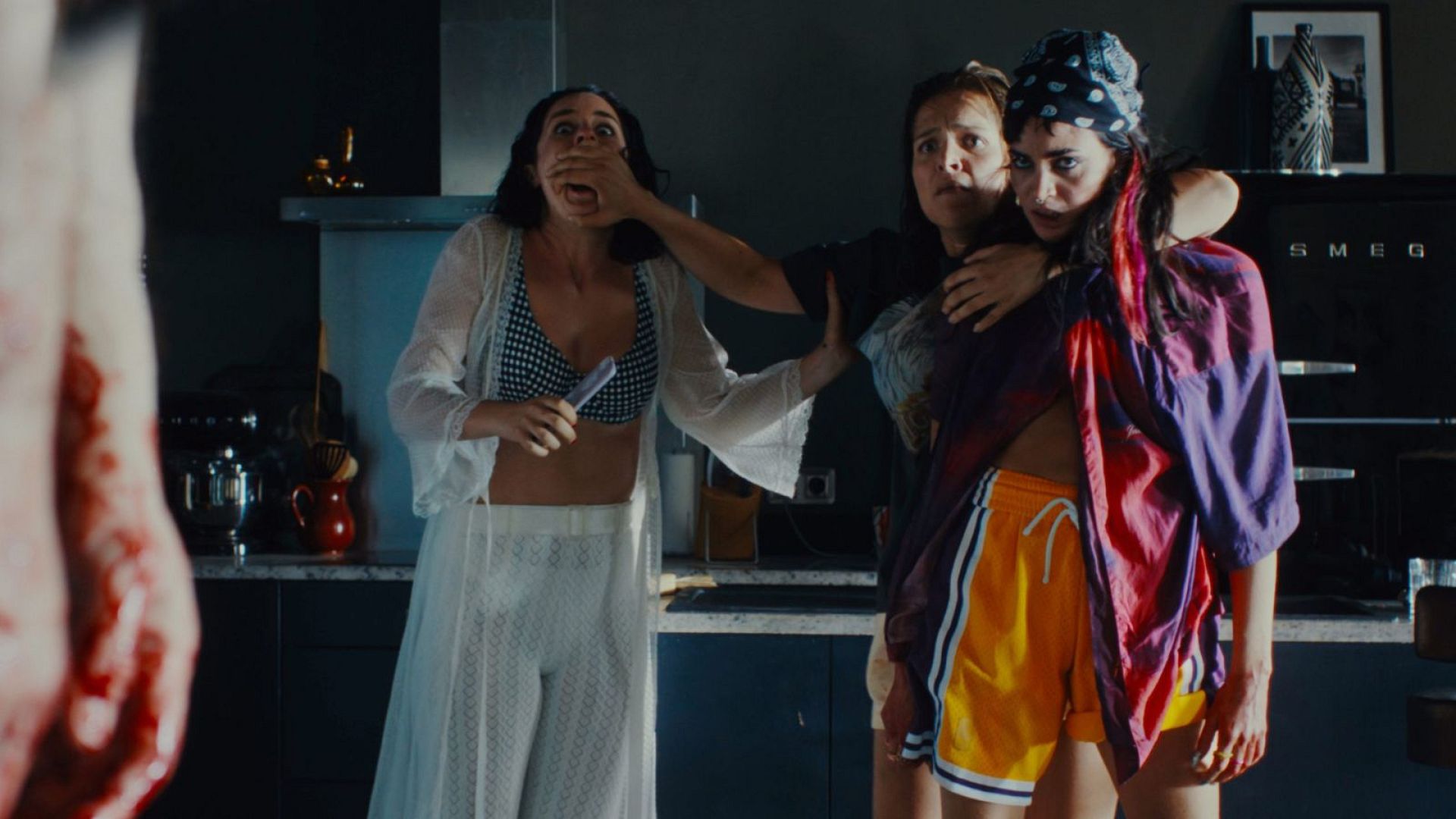 Euronews Culture's Film of the Week: 'Les Femmes au Balcon' ('The ...