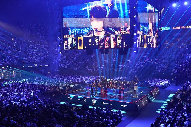 League of Legends: French eSport enters a new stadium-sized era | Euronews