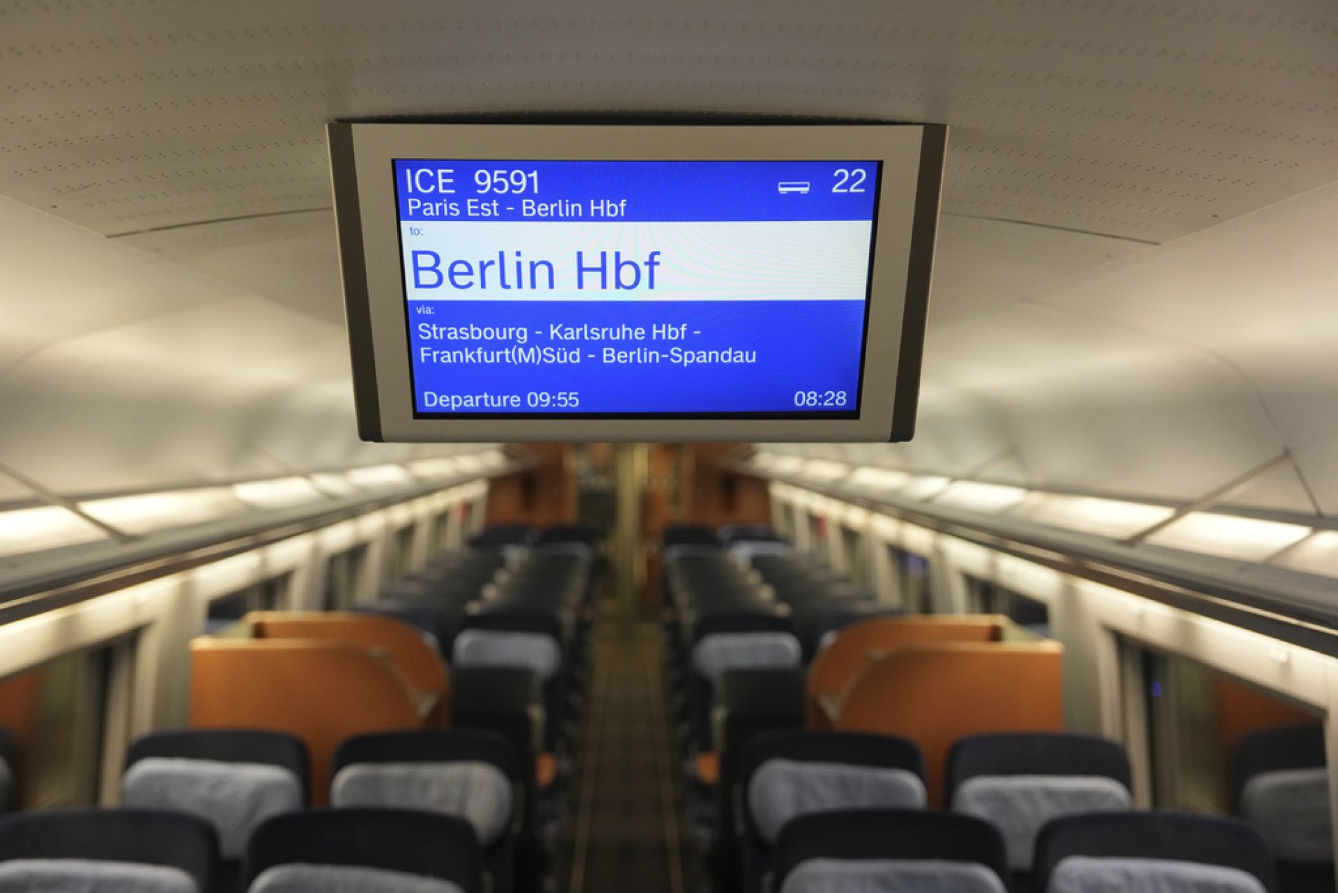 قطار فائق السرعة بين برلين وباريس ينطلق: بداية جديدة لعصر من التنقل الأوروبي المتطور | يورونيوز