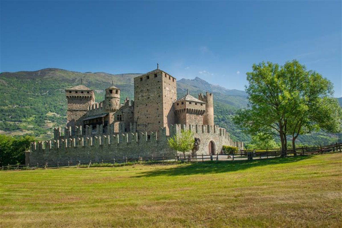 Castle trails and wild tales in northern Italy | Euronews