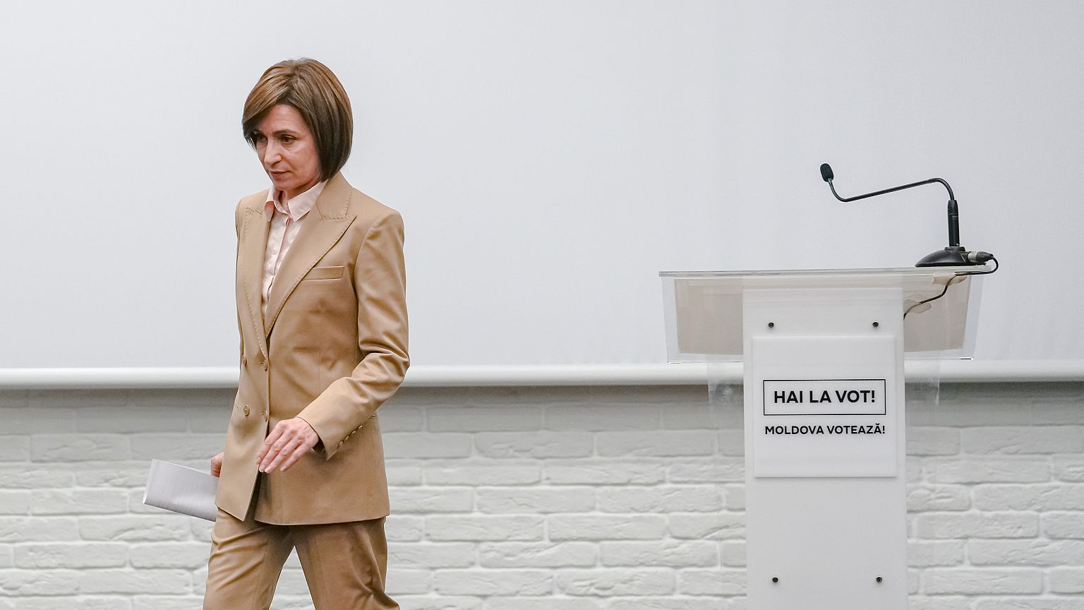 Maia Sandu sworn in for second term as Moldova's president amid EU ...