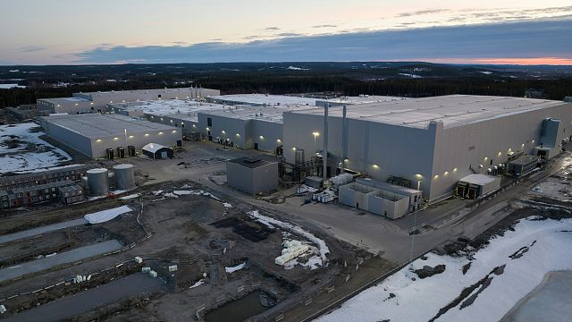 Northvolt AB owners vote for operations to continue amid cash concerns ...
