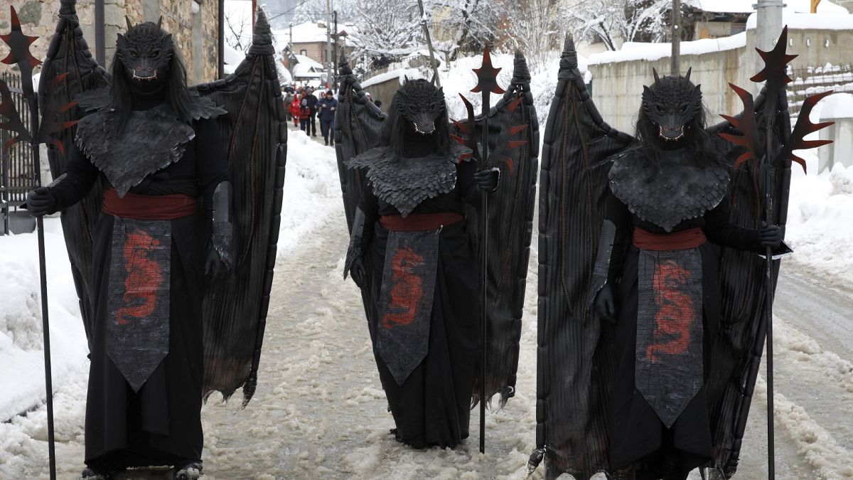 Vídeo. VÍDEO: Macedonia del Norte celebra el Año Nuevo Ortodoxo con ...