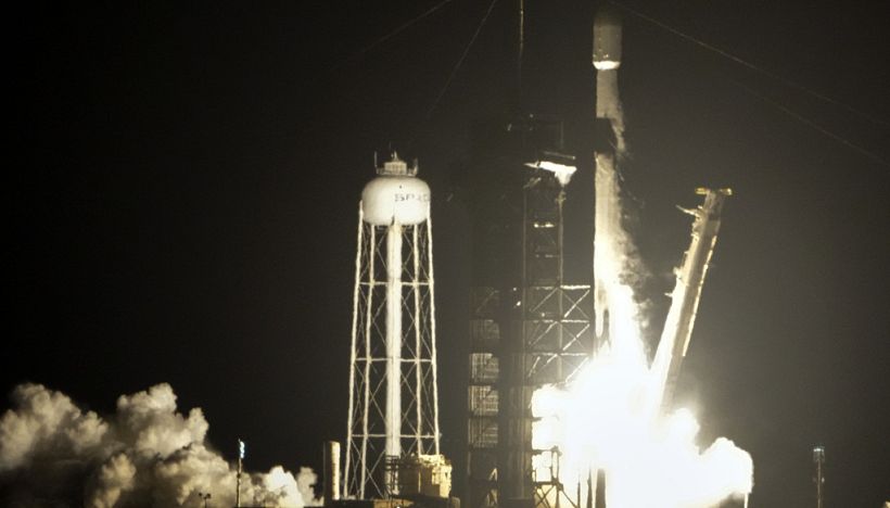 SpaceX became the world’s most valuable private startup overnight ...