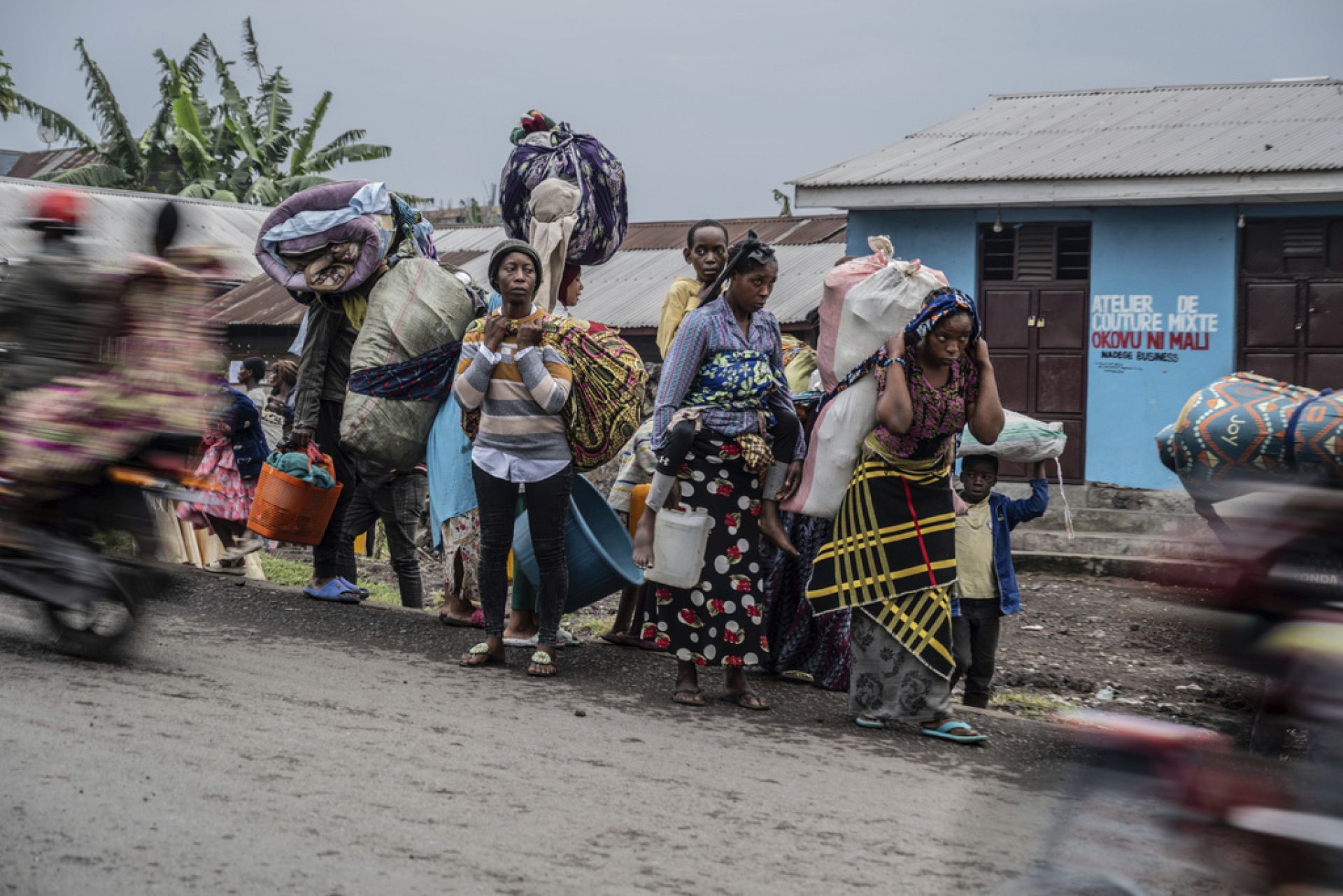 Thousands flee as rebels reach outskirts of city of Goma in DR Congo ...