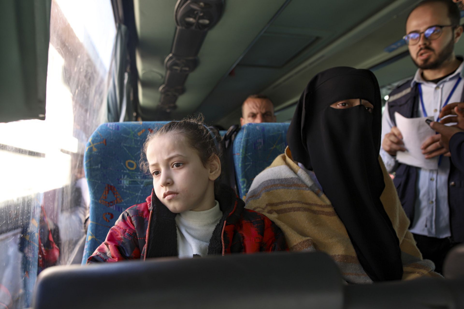 Wounded Palestinian children evacuated to Egypt as Rafah crossing ...