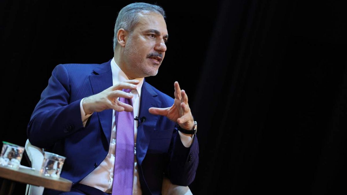 Fidan: 'Suriye PKK'lıları ya geri gönderecek ya da imha edecek' | Euronews