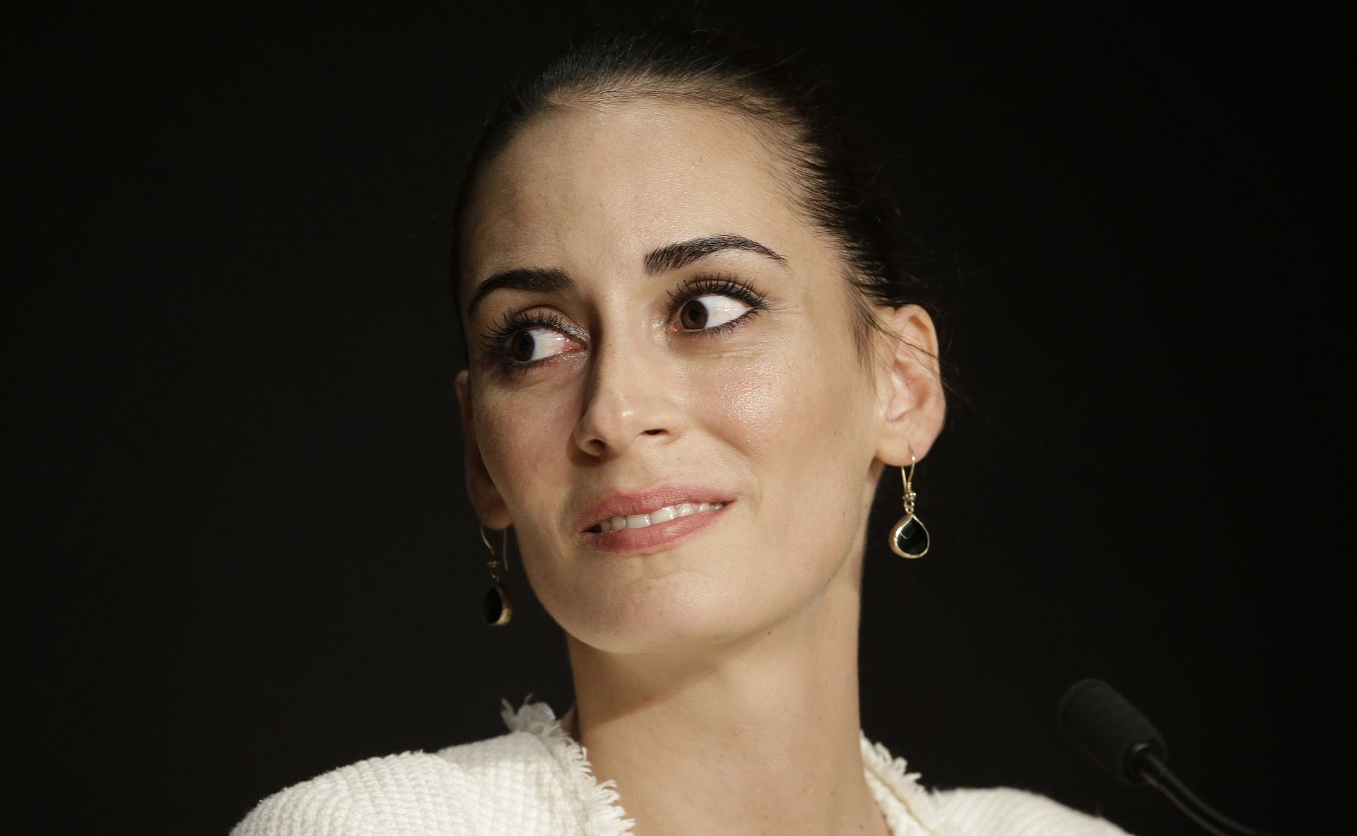Turkish actress Melisa Sözen accused of promoting terrorism in French ...
