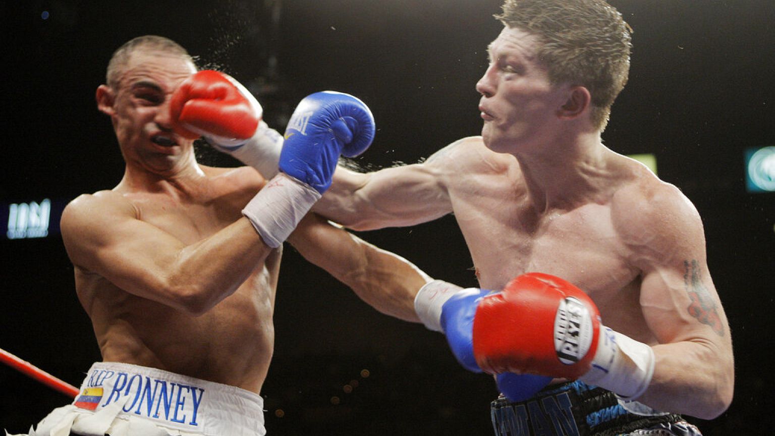 Muere el boxeador John Cooney una semana después del combate por el ...