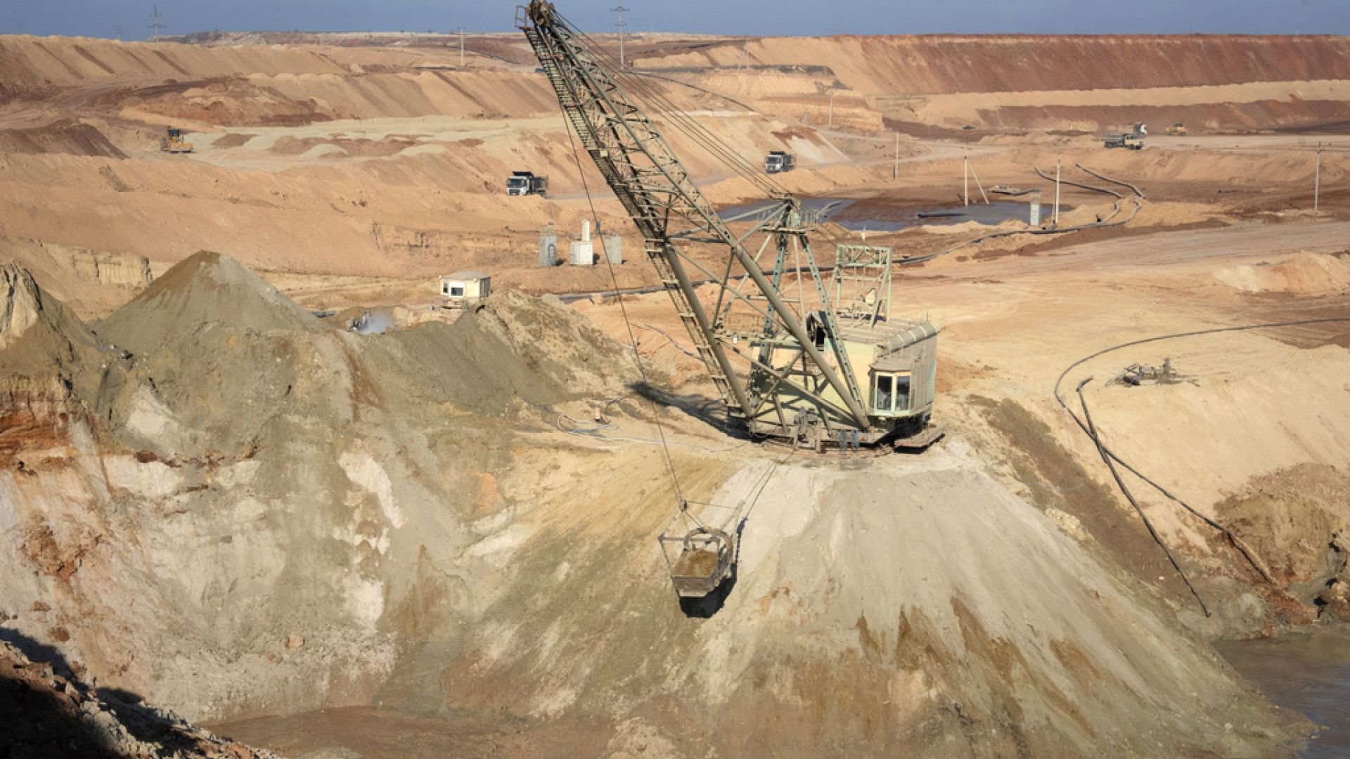 Ukraine's president rejects deal with US over rare minerals | Euronews