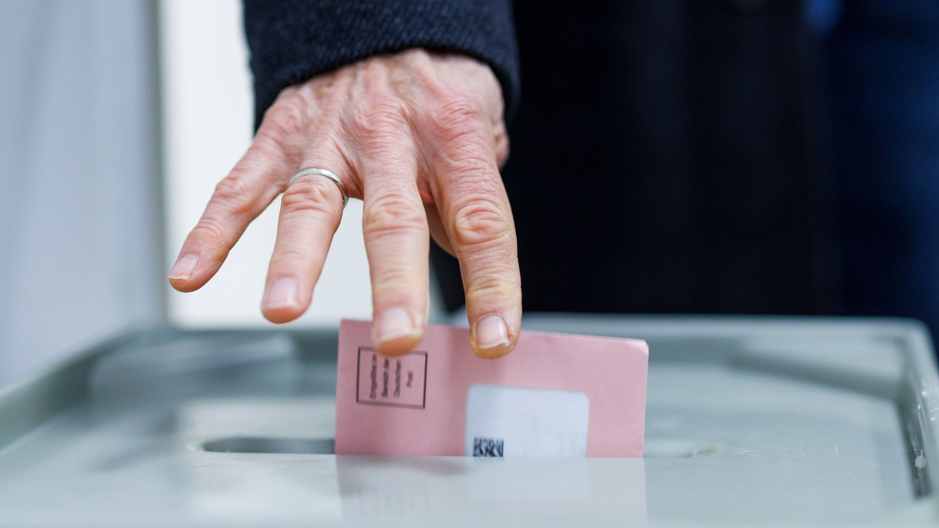 German election 2025: Five key issues next chancellor will have to face ...