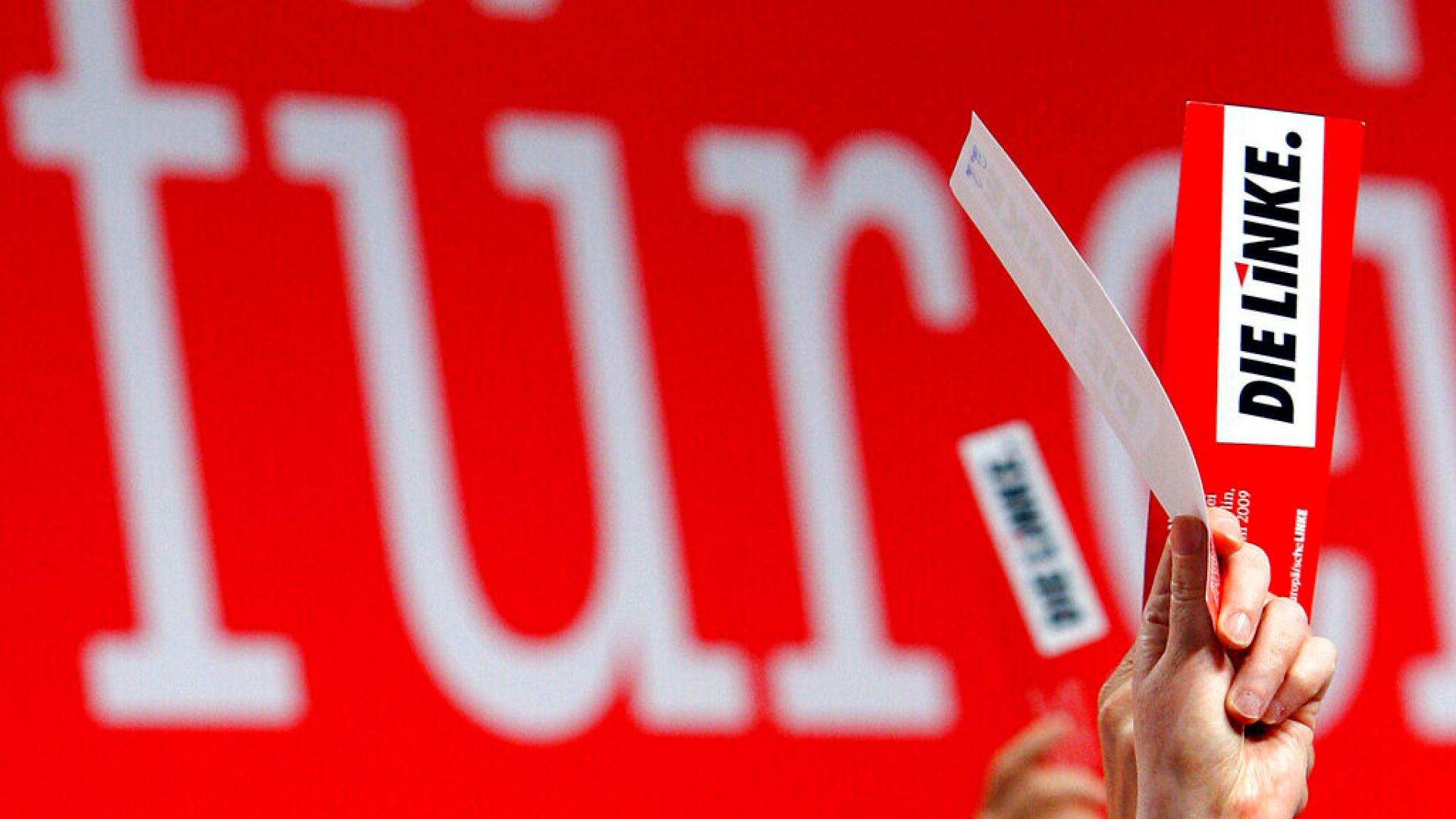 Eine Partei geht viral: Die Linke legt nach Internet-Hype kräftig zu ...