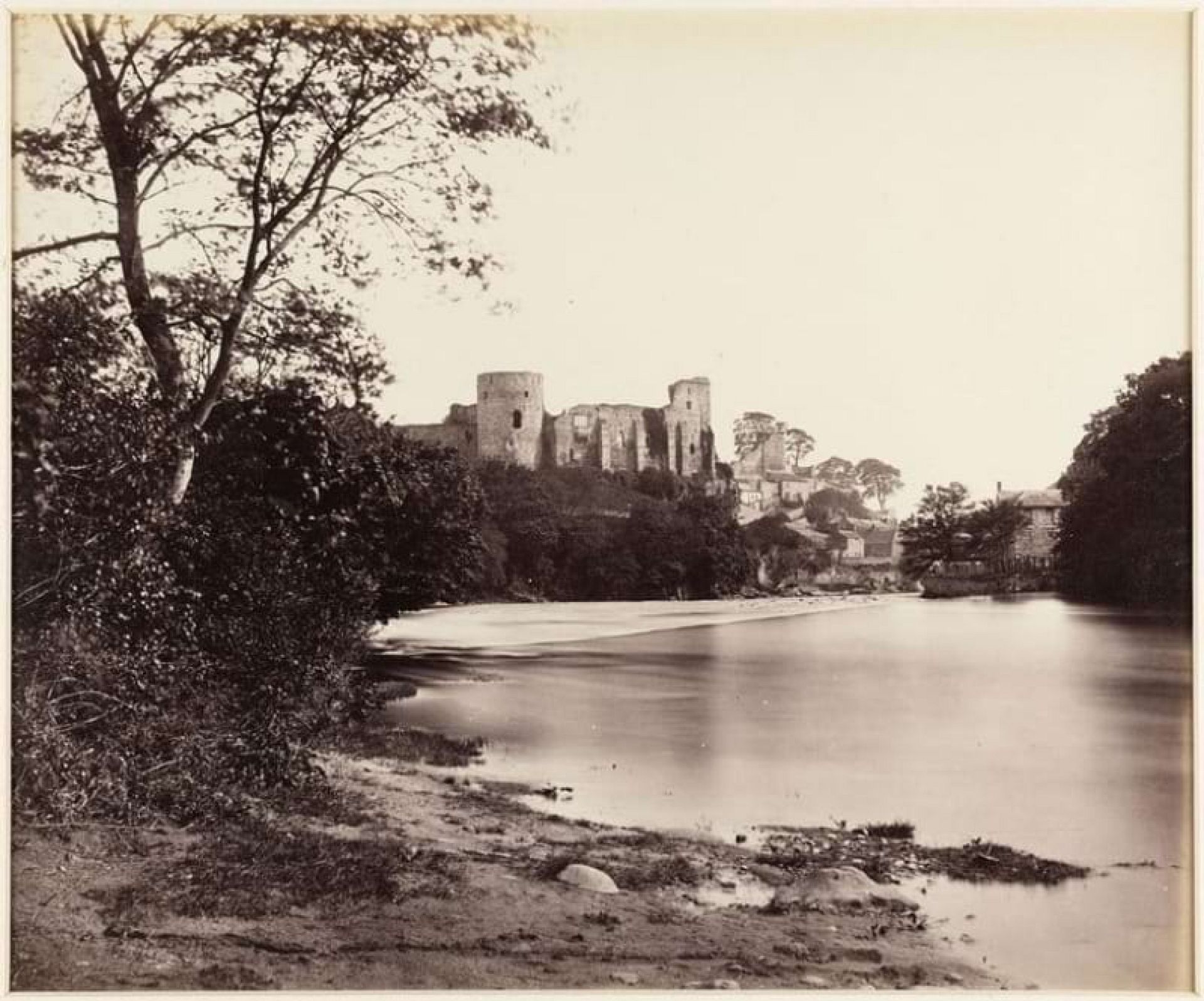 19th century England is brought to life with newly acquired photograph ...