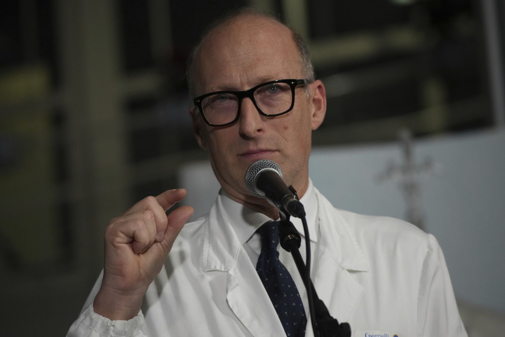 Pope Francis in critical condition after long respiratory crisis | Euronews