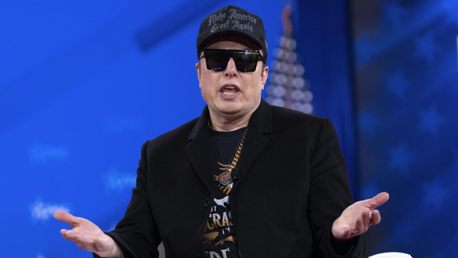 Tens of thousands sign petition to revoke Elon Musk's Canadian ...