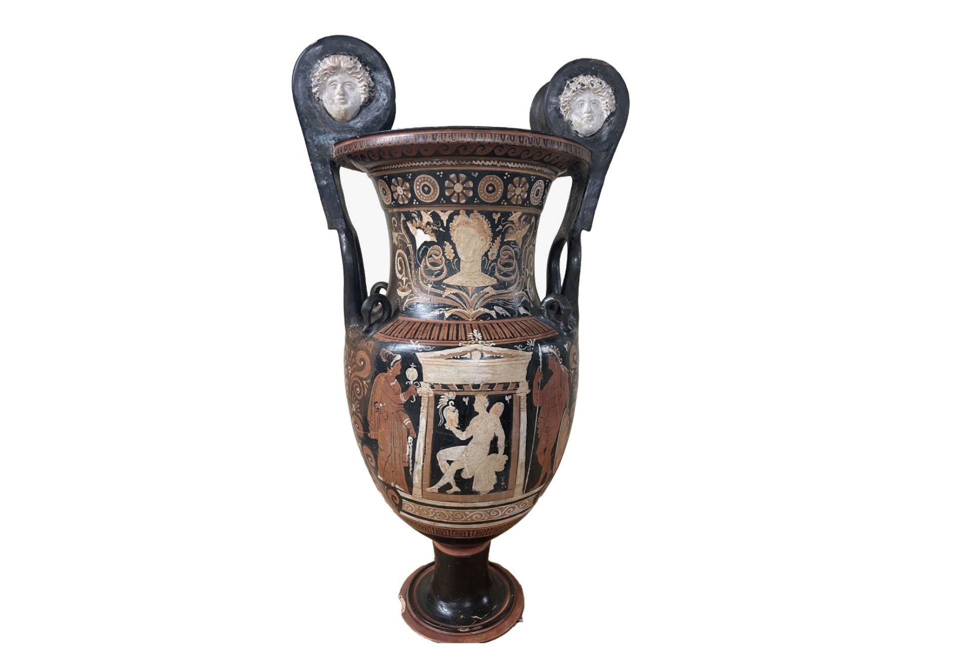 Ancient artefacts worth over €2 million to return from New York to ...