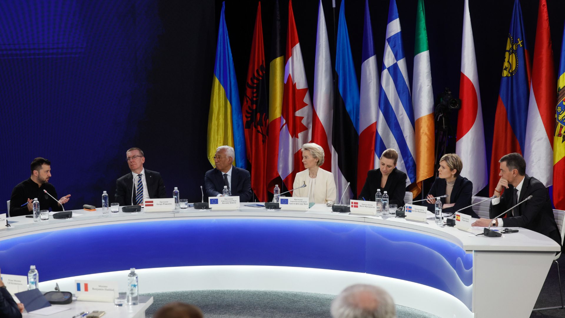 Europeans express mixed reactions on EU support for Ukraine as Russia's ...