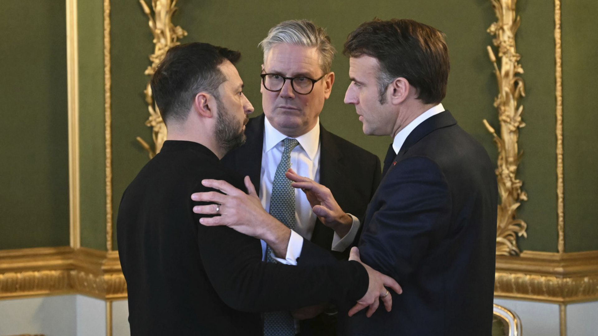 Un nouveau plan de paix en Ukraine défendu par Keir Starmer et Emmanuel ...