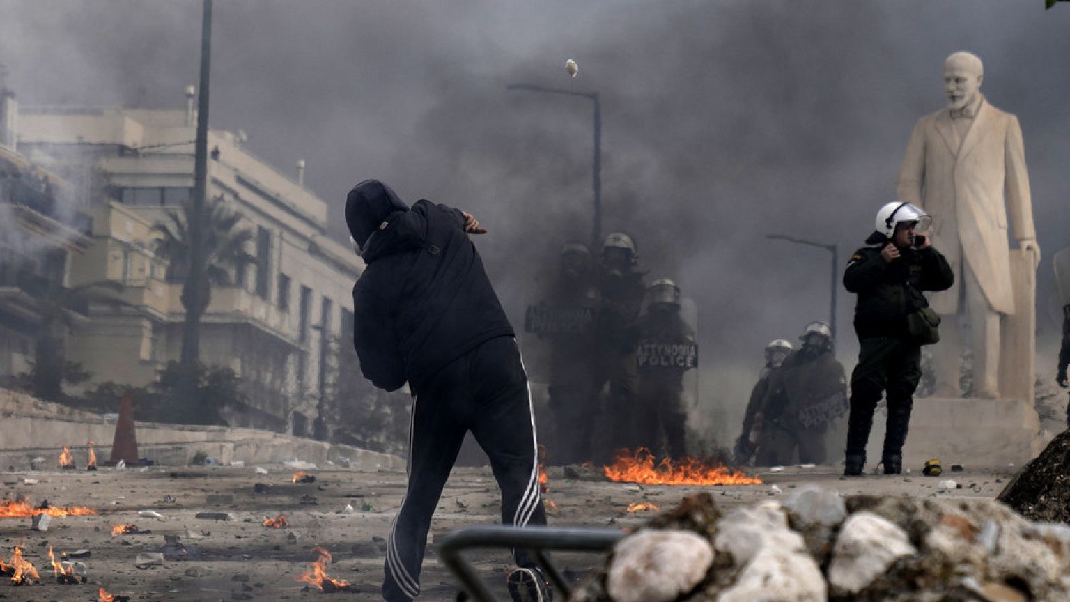 Violent clashes erupt in Greece after fresh protests over fatal 2023 ...
