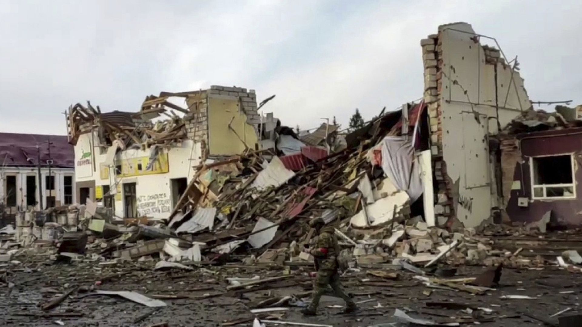 Ukraine loses Sudzha, the biggest town it had occupied in Russia's ...