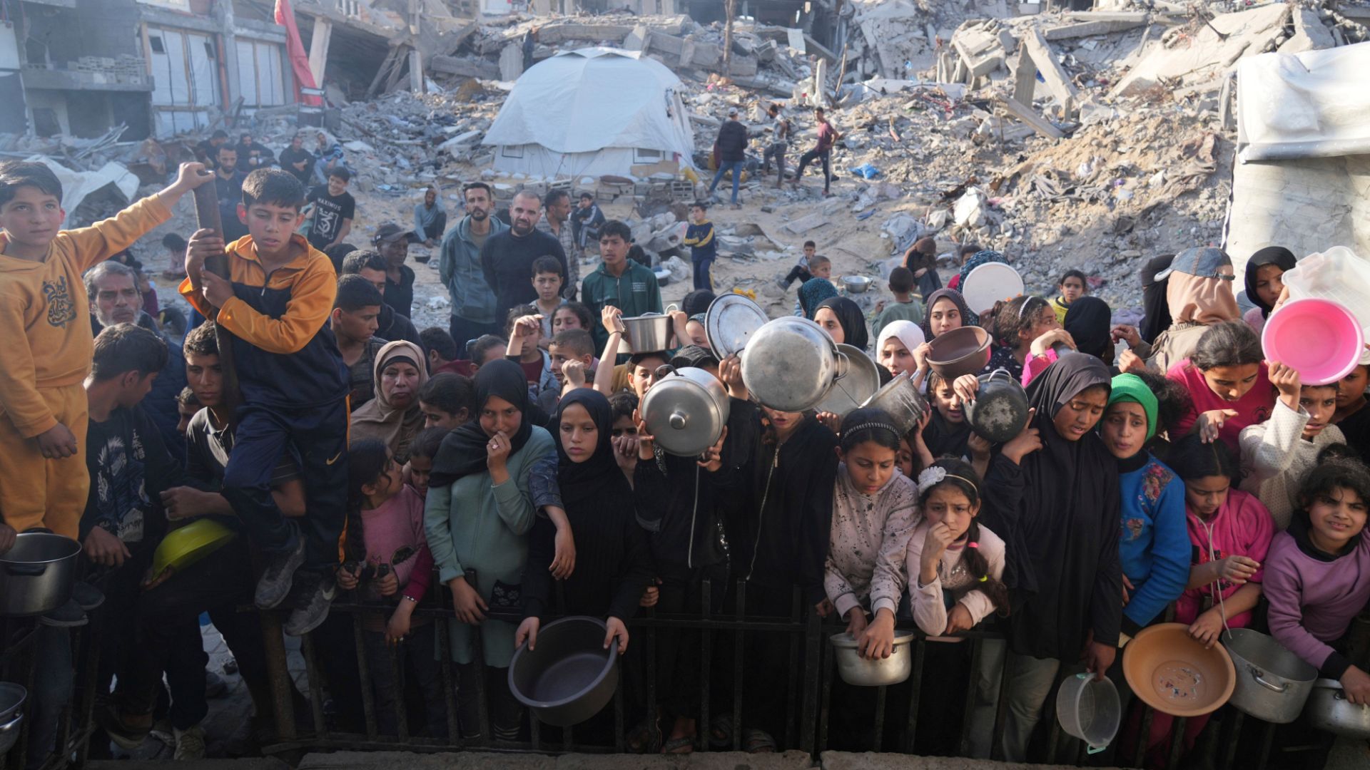 Vidéo. A Gaza, la lutte contre la faim alors que le blocus israélien se ...