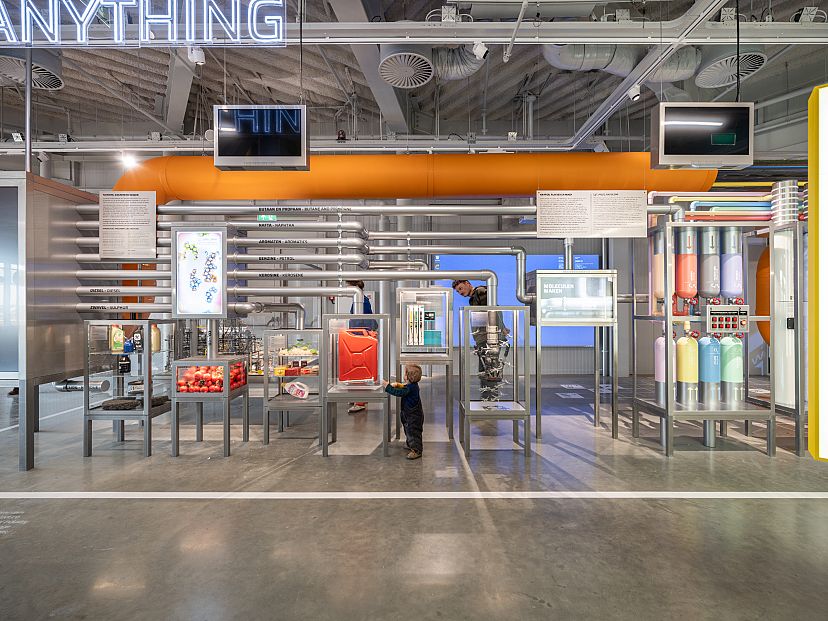 Rotterdam opens Portlantis 'storytelling machine' to explore city's ...