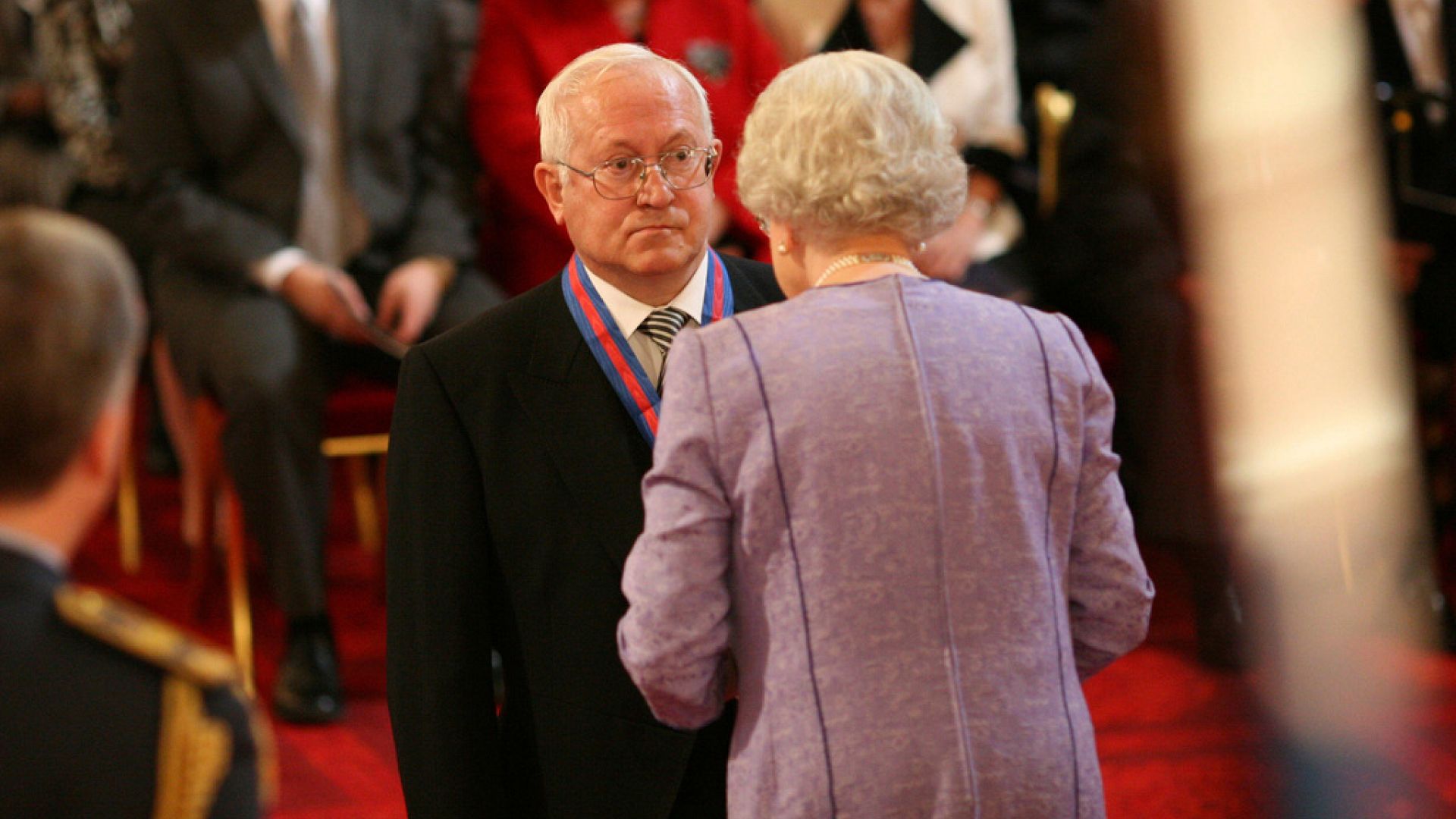 Fallece Oleg Gordievsky, espía y desertor del KGB que se pasó al MI6 británico en la Guerra Fría ...