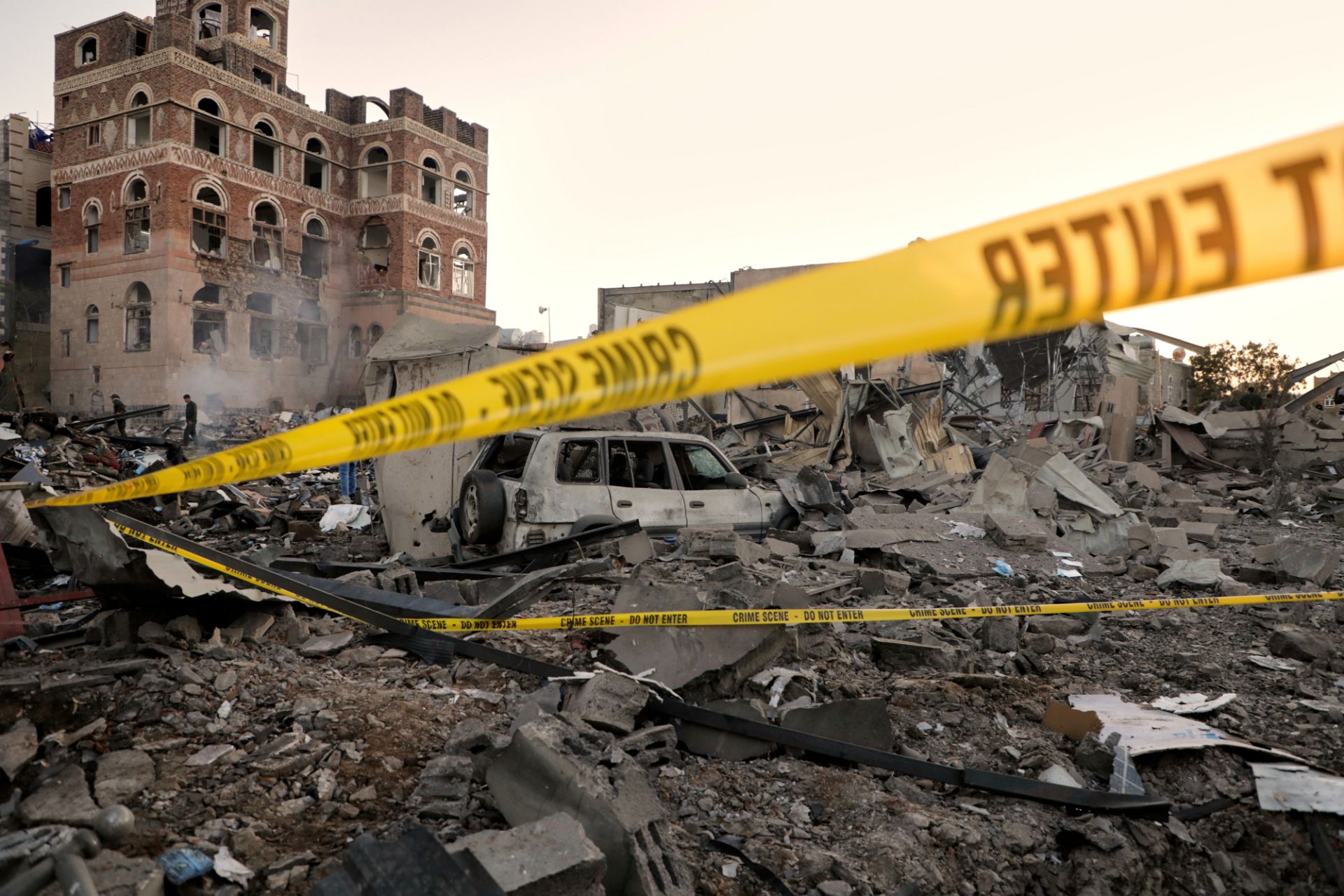 What is Signal and should US officials have used it to share Yemen air ...